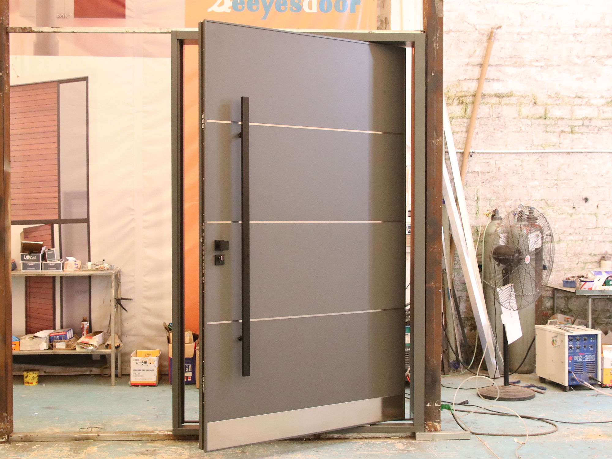 Pivot Door: A Modern Marvel for Your Home